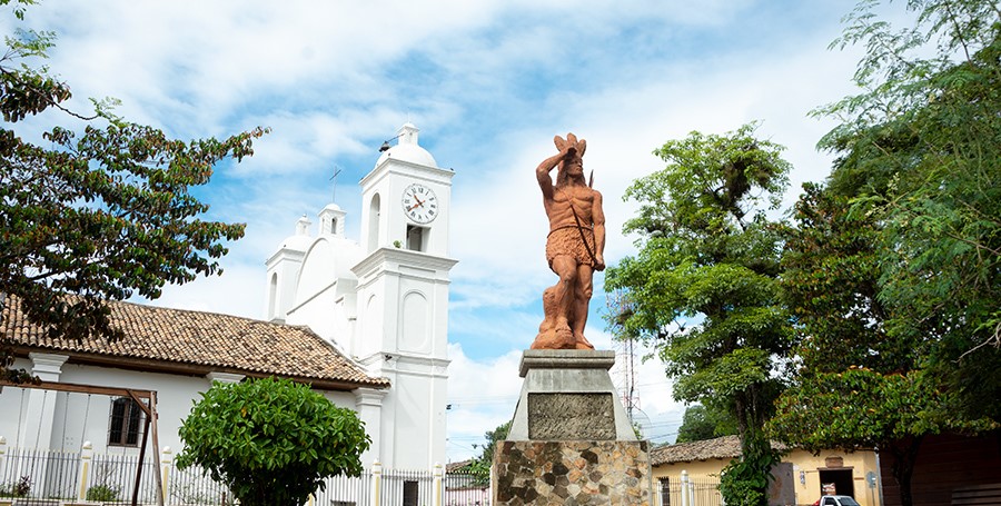 Biografía del cacique Lempira