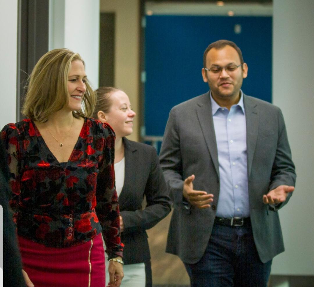 Mario Escoto, hondureño destaca en Canadá con su empresa