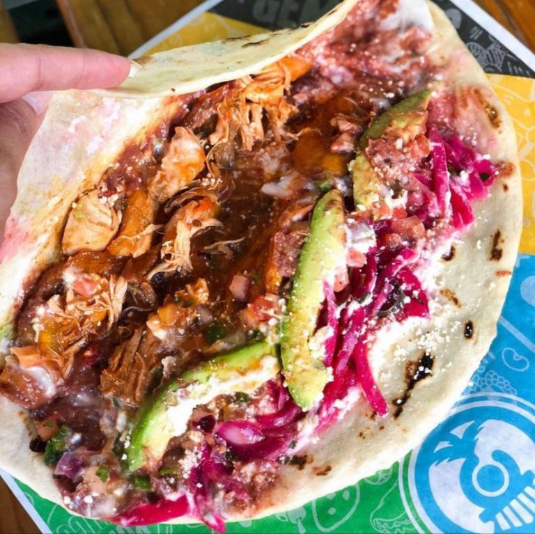 Coco Baleadas, el hogar de la baleada más grande