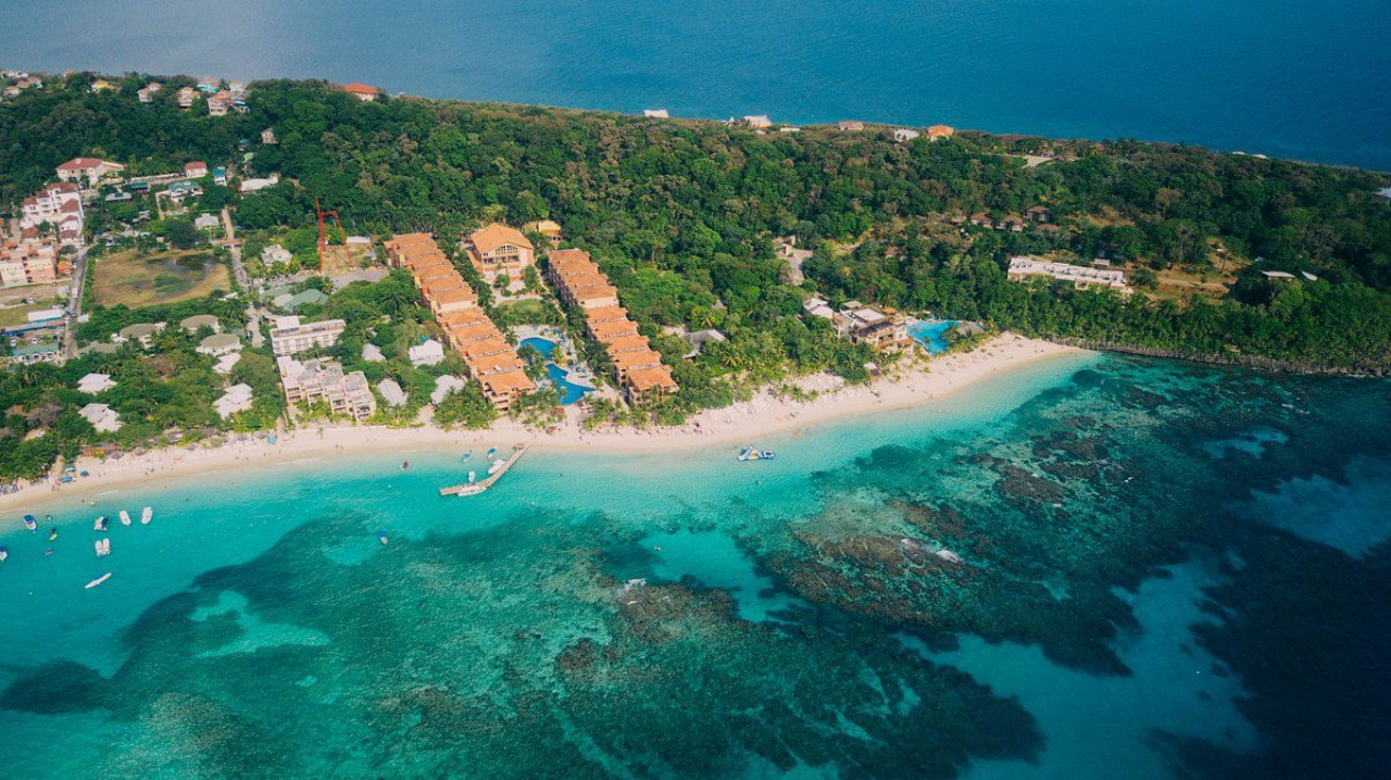Infinity Bay Spa and Beach Resort paraíso en la Isla de Roatán