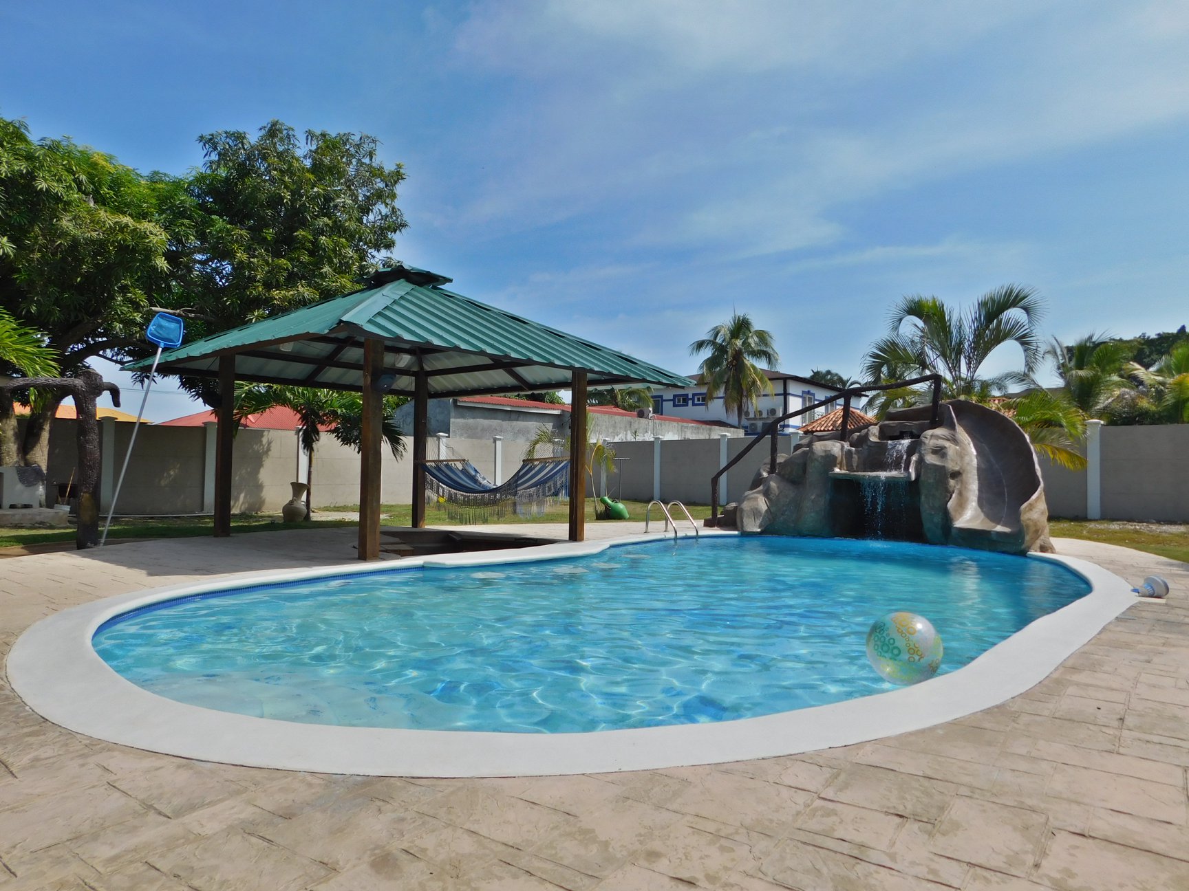 Palm Beach House, una estadía relajante en Omoa