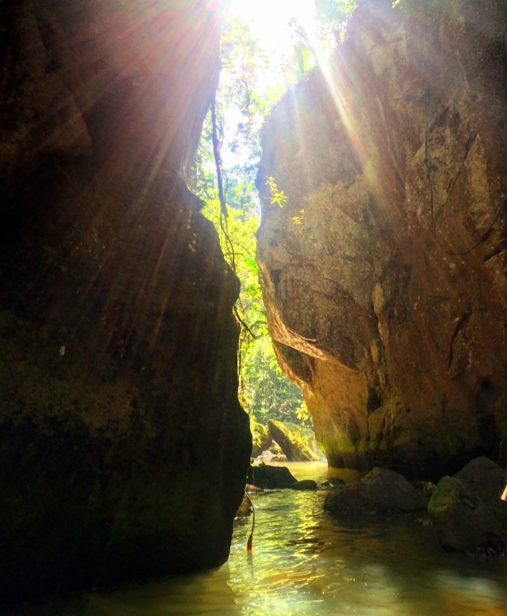 Cascada y Cañón El Rubí, el encanto de Santa Rita