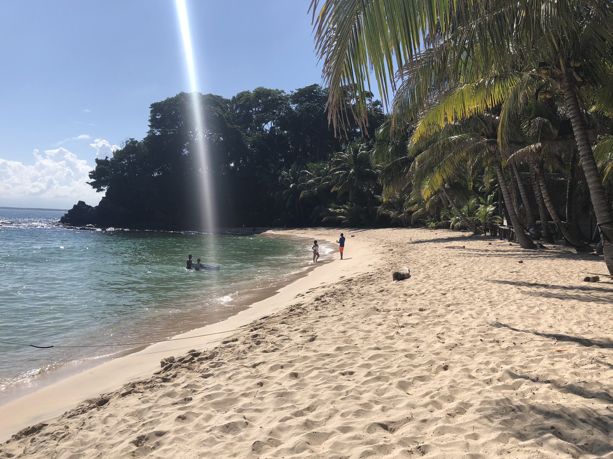 Playa Cocalito, la belleza escondida de Tela