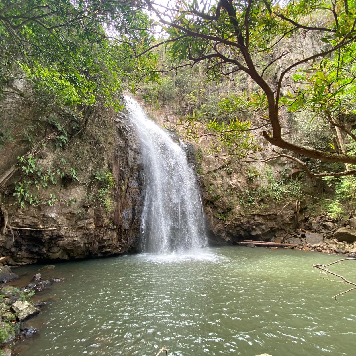 Cascada La Botijas, un lugar con una sorprendente caída de agua cristalina