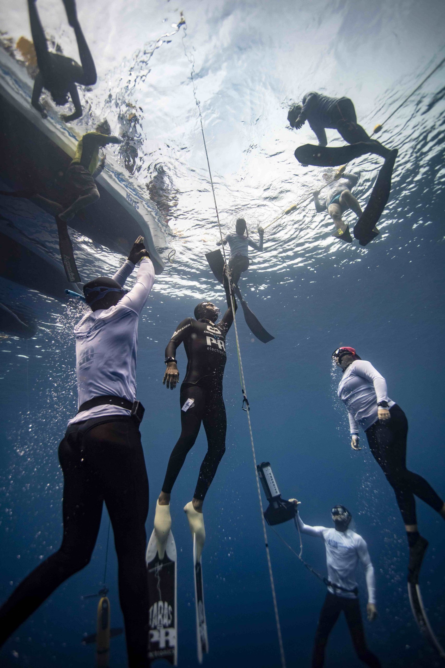 Roatán realiza con éxito el Campeonato Mundial de Buceo Libre