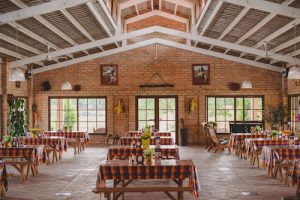 El Establo: Restaurante y villas para disfrutar de actividades recreativas