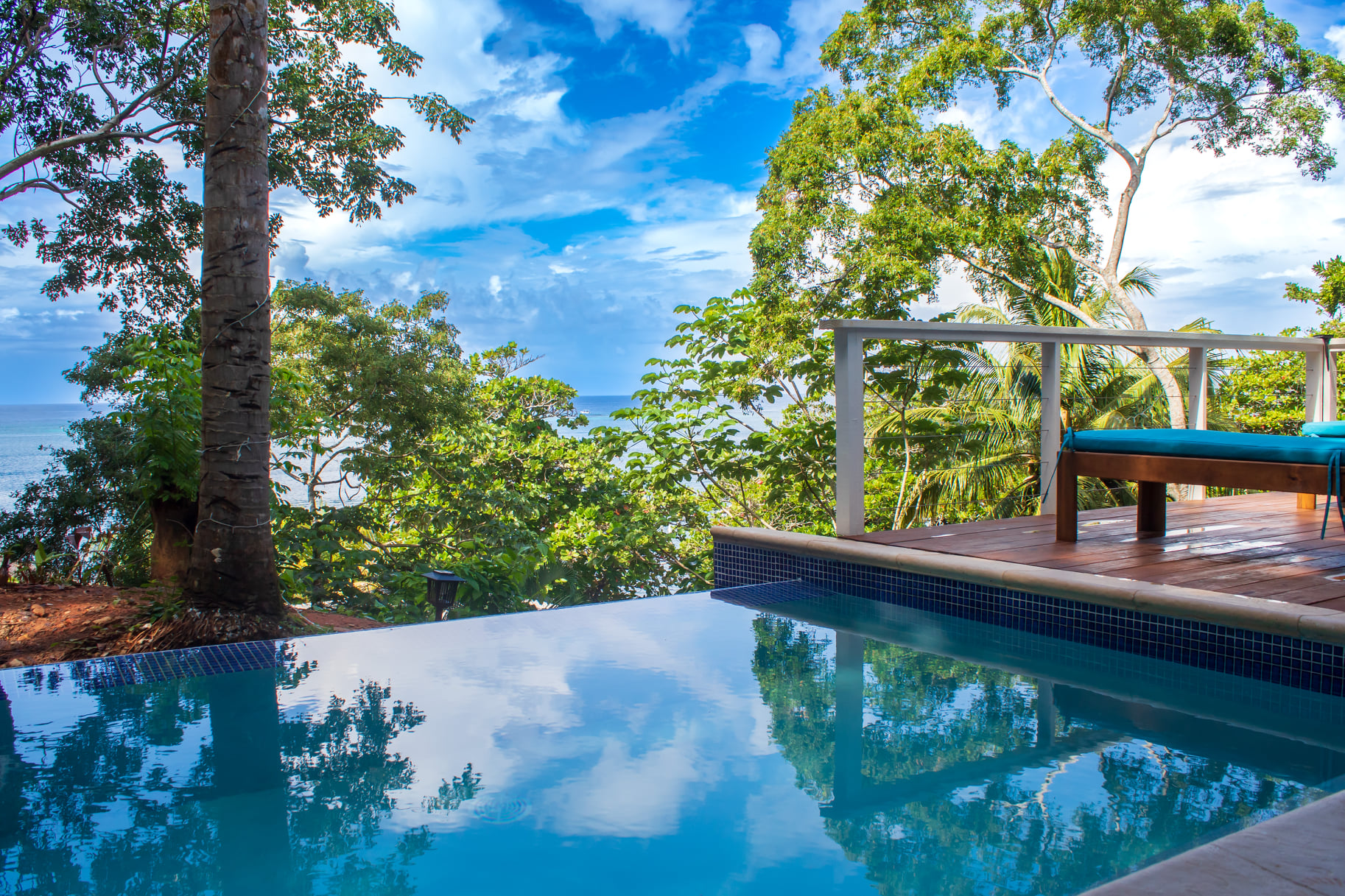 Luna Beach Resort Roatán, un paradisíaco destino para vacacionar