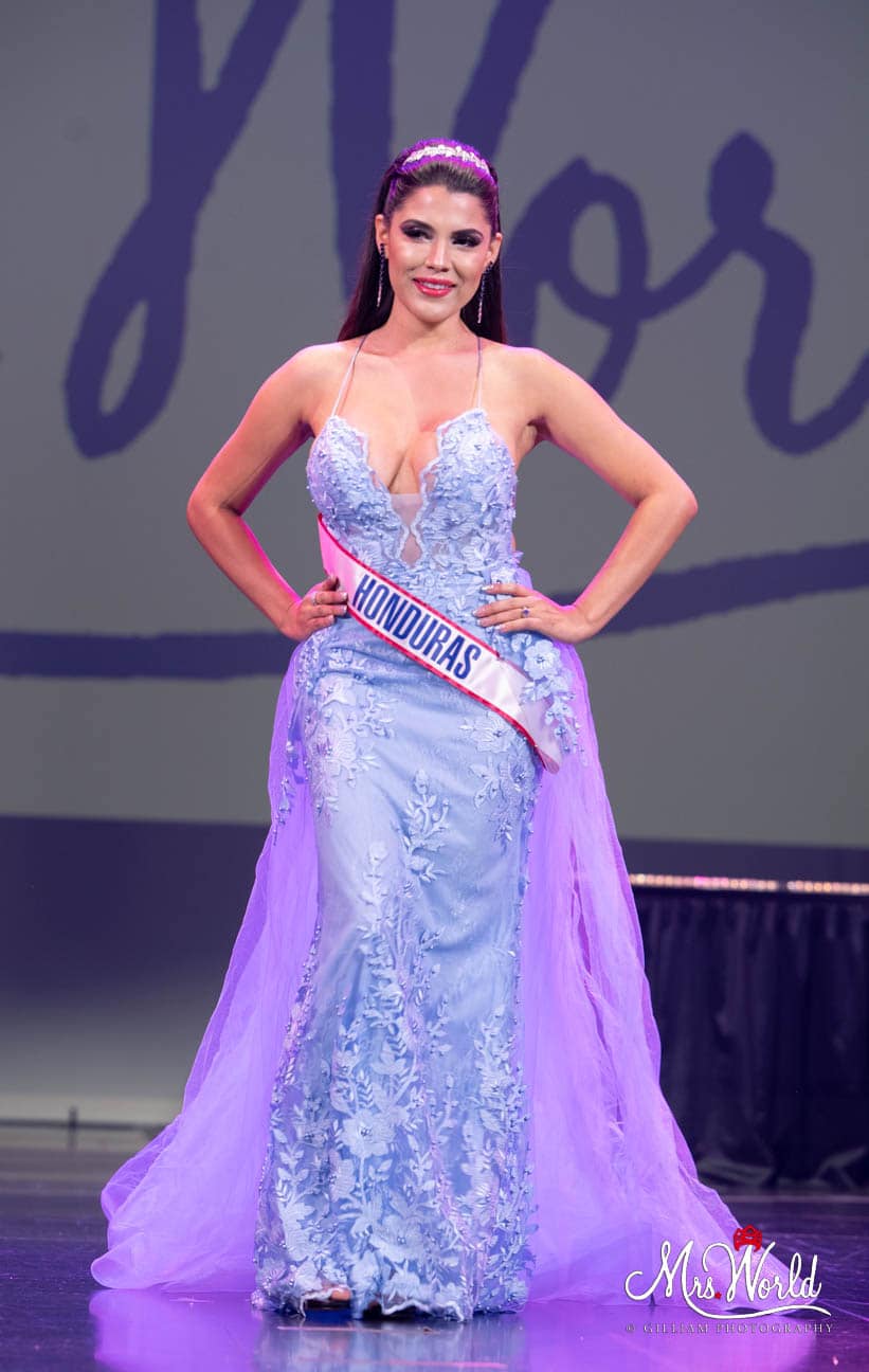Hondureña Monika Cartagena brilla con su participación en Mrs. World