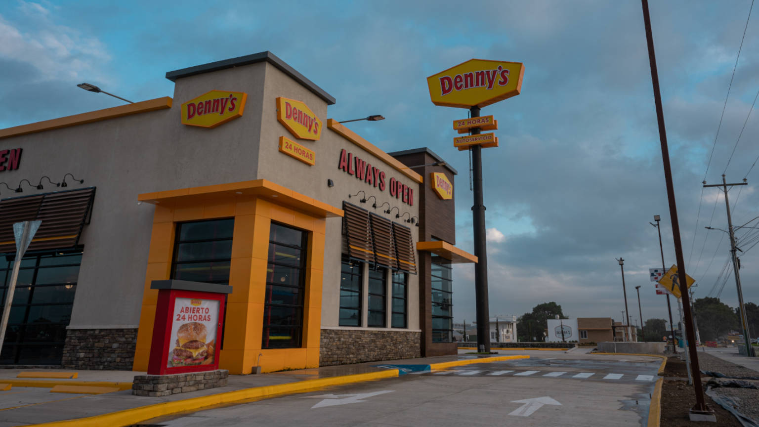 Nuevo restaurante Denny's en El Progreso, Yoro