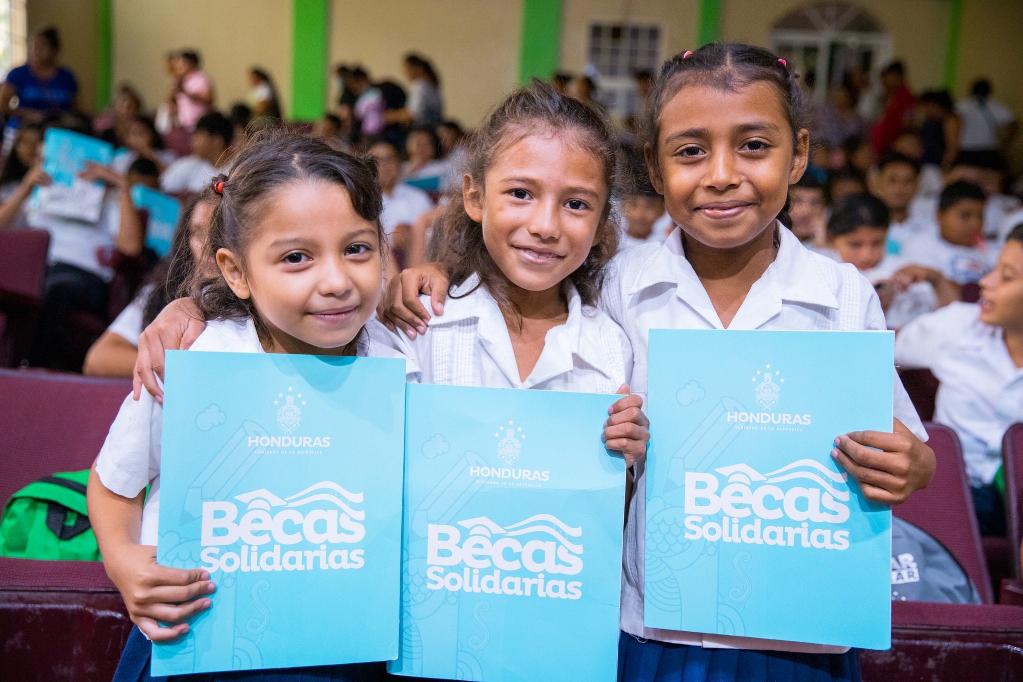 El 20 de enero inicia la convocatoria para el concurso de Becas Solidarias