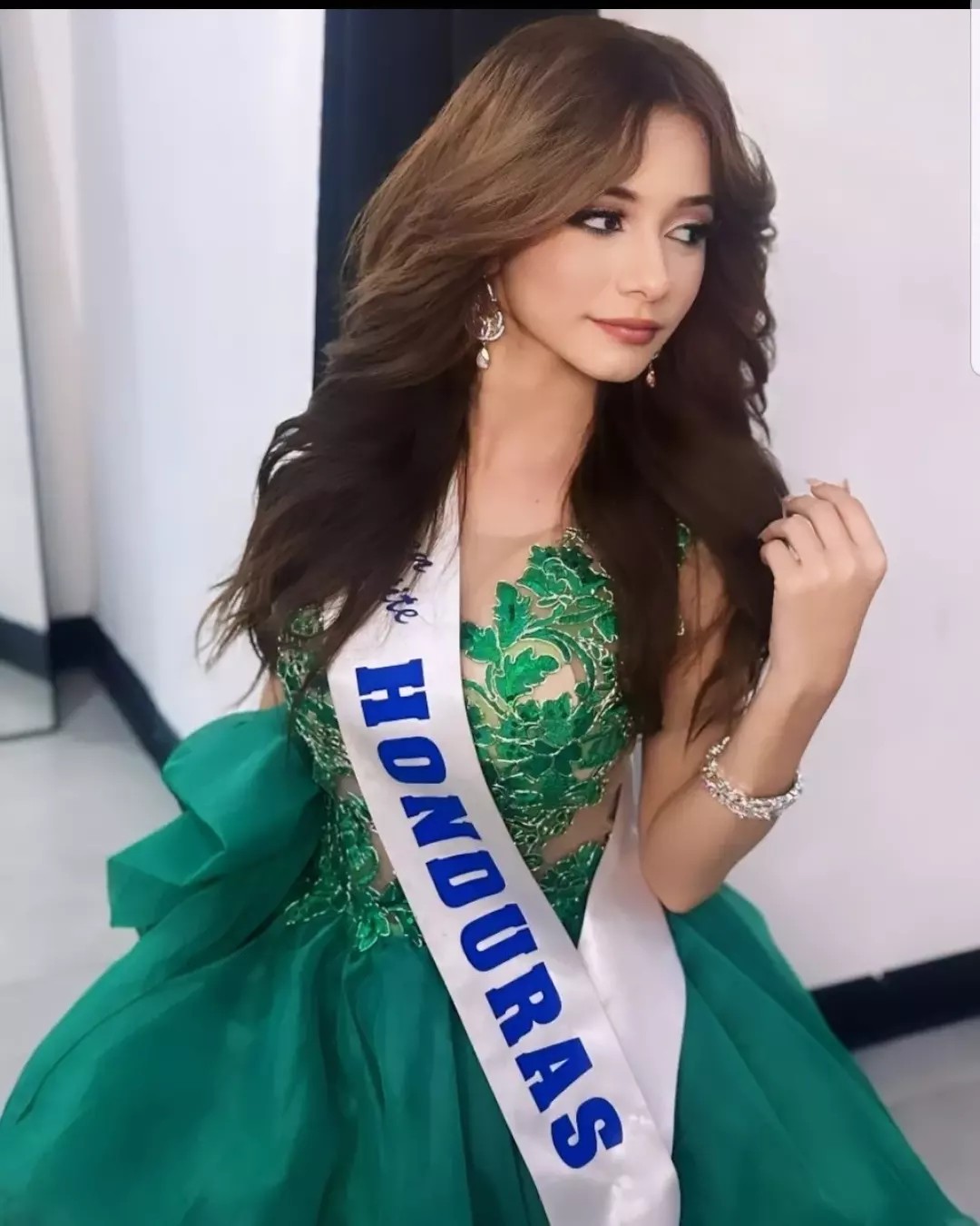Hondureña Nicolle Cerrato es la nueva Princesa Teen Mesoamérica ...